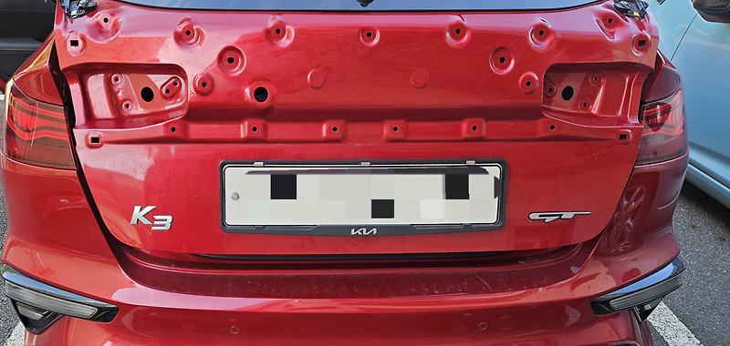 K3GT의 테일게이트 스위치 정비성은 극악? 테일게이트 스위치 수리기