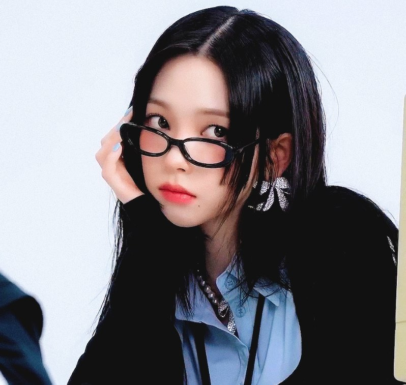 에스파 카리나 움짤