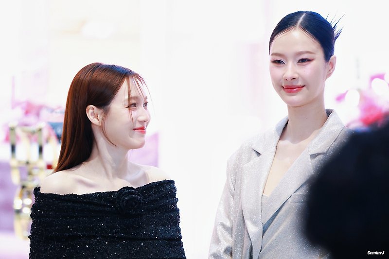 250325 소피아웹스터(영상)