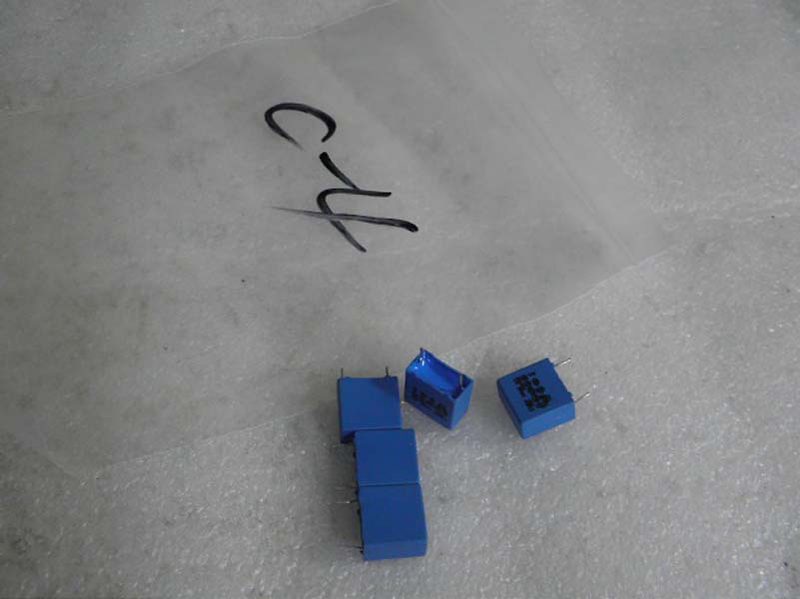 【무극성2】박스 Type Film Capacitor CMPP 104K X2 275V 0.1uF AC 무극성 필림콘덴서 사각 ...