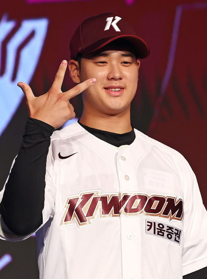 2025 신인 드래프트 1라운드 선수는 누구? - 1편 (키움, 한화, 삼성, 롯데, 기아) - KBO 144