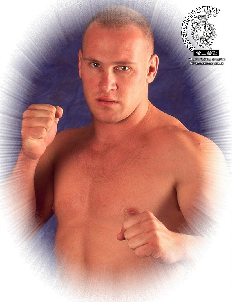 마이크 베르나르도 Mike Bernardo