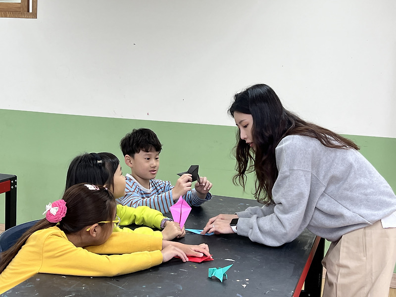 [KoMiCo Monthly ESG] KoMiCo, 안성시 대덕초등학교에 재능 기부 활동 펼쳐