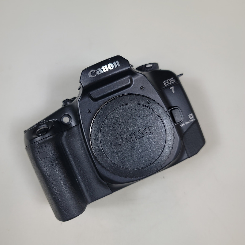 하이카메라 :: 캐논 EOS 7