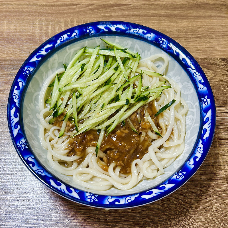 맛이 더 슴슴하고 담백한 중국식 짜장면 레시피 (2인분)