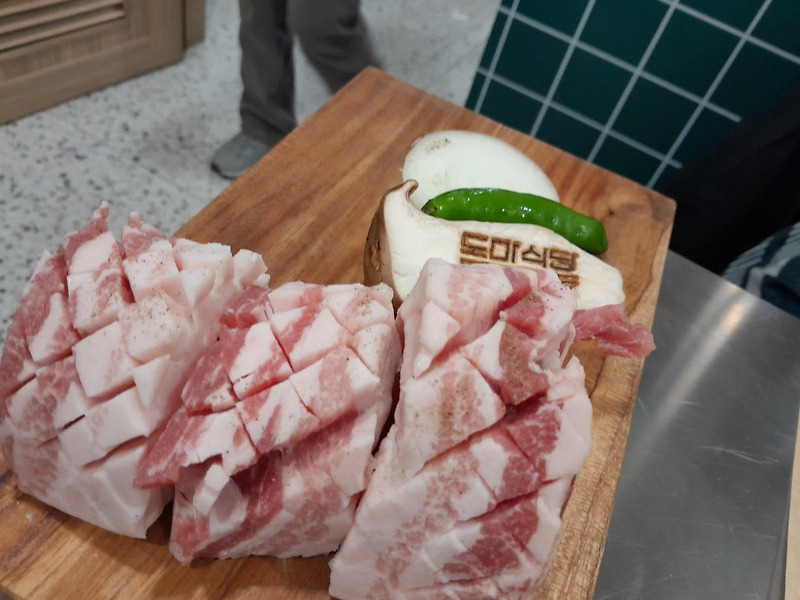 자카르타 삼겹살 맛집, 도마(DOMA RESTO) FEAT. 김치말이 국수!