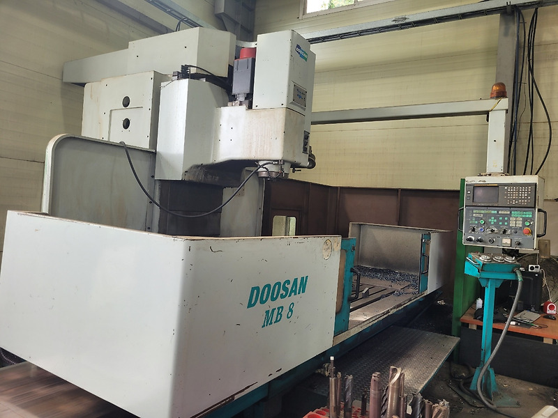 MB8(2001)매각합니다.