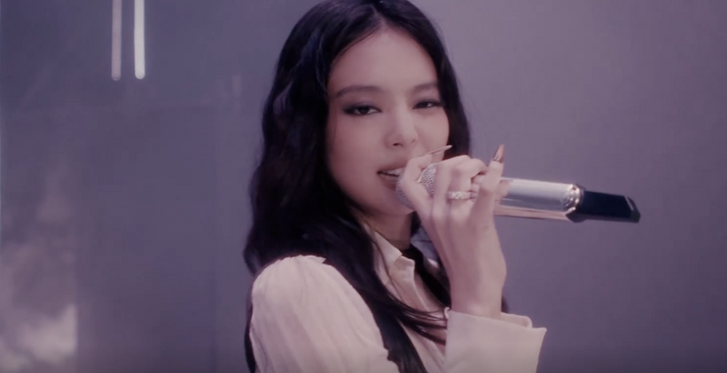 블랙핑크 제니 컴백 Jennie Handlebars