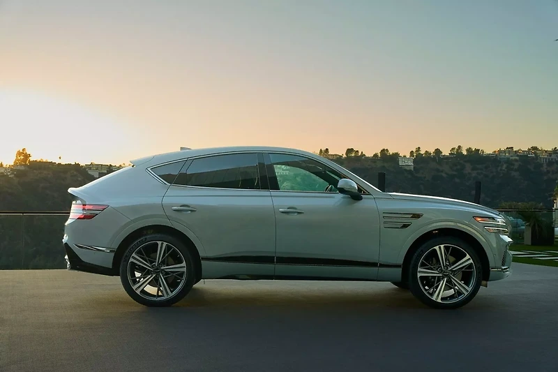 "제네시스 GV80 쿠페, BMW X6 넘어서다." 美 GV80 쿠페 가격 공개