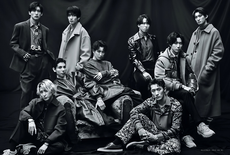 'GQ JAPAN' 흑백 눈사람 SnowMan 스노만