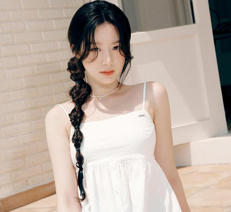 [HD] 여자아이들((G)I-DLE) 슈화(Shuhua) 커버낫 24SS 우먼 컬렉션 고화질 화보