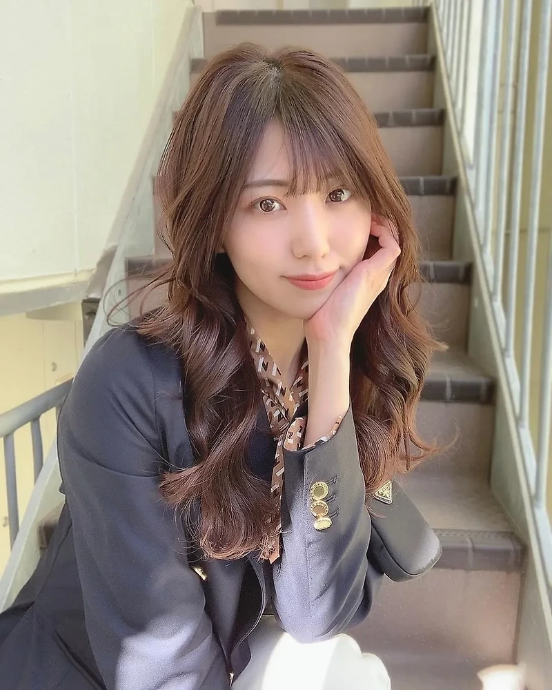 [일본AV배우]🌟 야마기시 아야카 - 연기파 배우에서 만능 엔터테이너로의 화려한 변신! 🌟