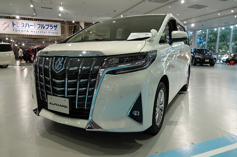 [2017] Toyota Alphard(Facelifted AH30/Third Generation, JDM)