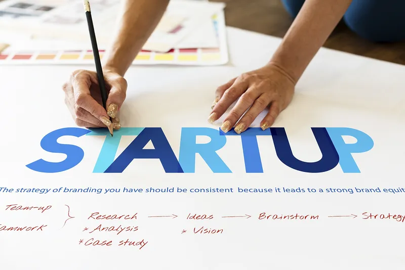 스타트업의 5가지 특성 이해하기 (Understanding the 5 Characteristics of Startups)