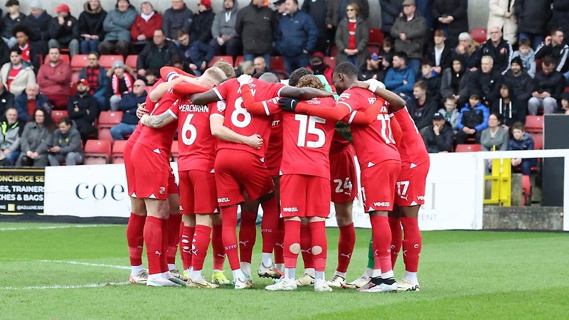 스윈던 타운 FC (Swindon Town FC) EFL 리그 2 (4부 리그) 가볍게 알아보자