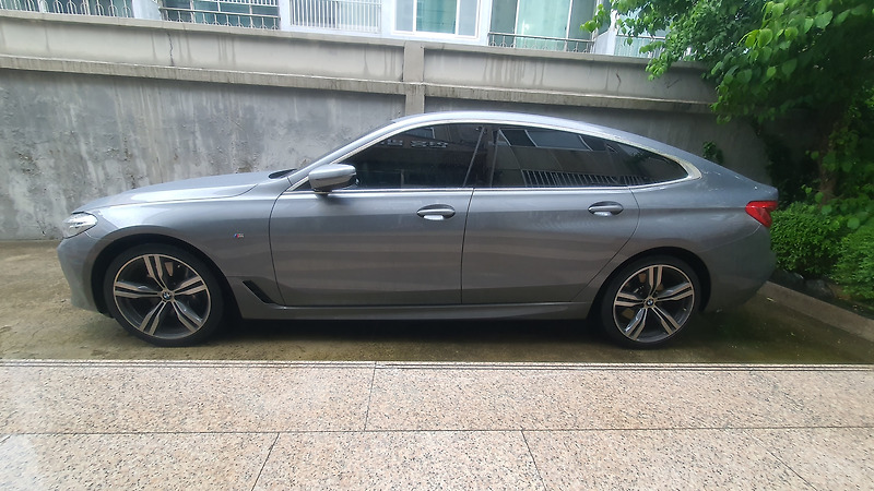 BMW 6GT 620d 19인치 휠, 20인치 648m으로 인치 업! 했습니다.
