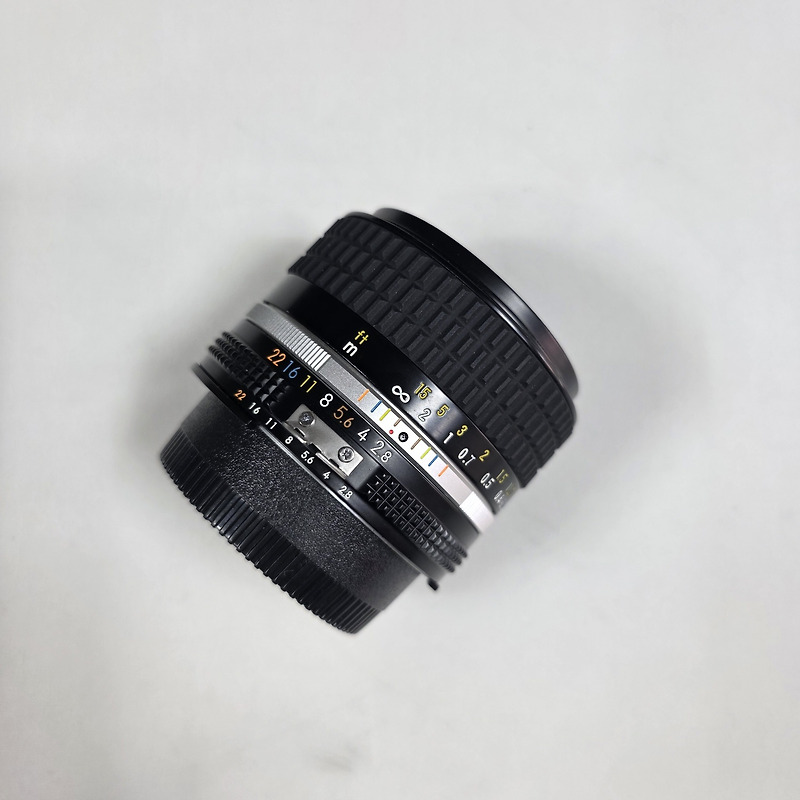 하이카메라 :: 니콘 MF 28mm f2.8 Ai-s