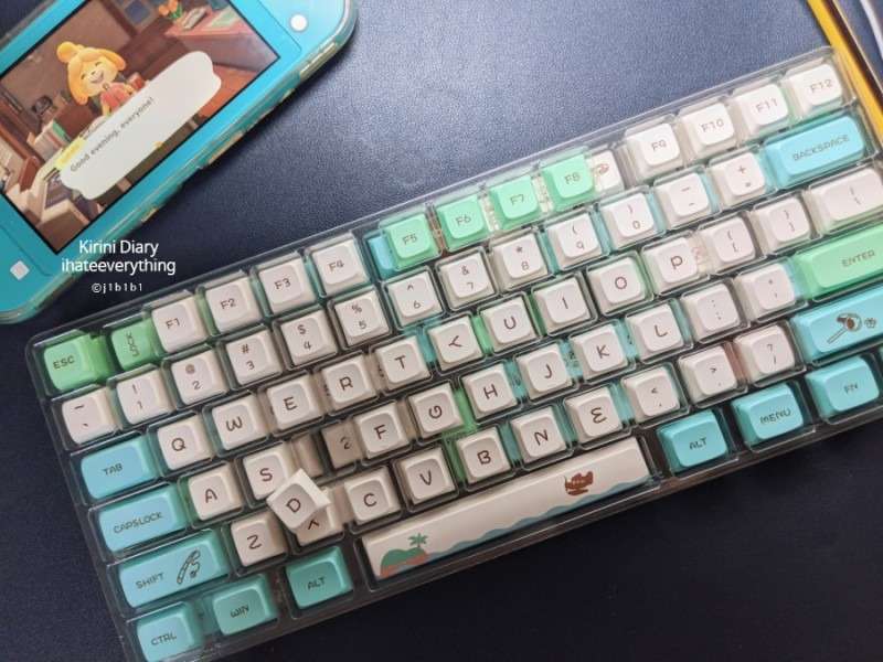 [Keycap] 모동숲 키캡/ Animal Crossing themed keycaps + KBDFans b-stock case
