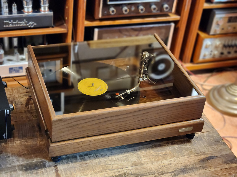 Kuzma (쿠즈마) STABI-1 턴테이블 입니다 -극상품 오르트폰 SPU 레드 마이스터 장착 SME 3009 톤암 채용모델 ...