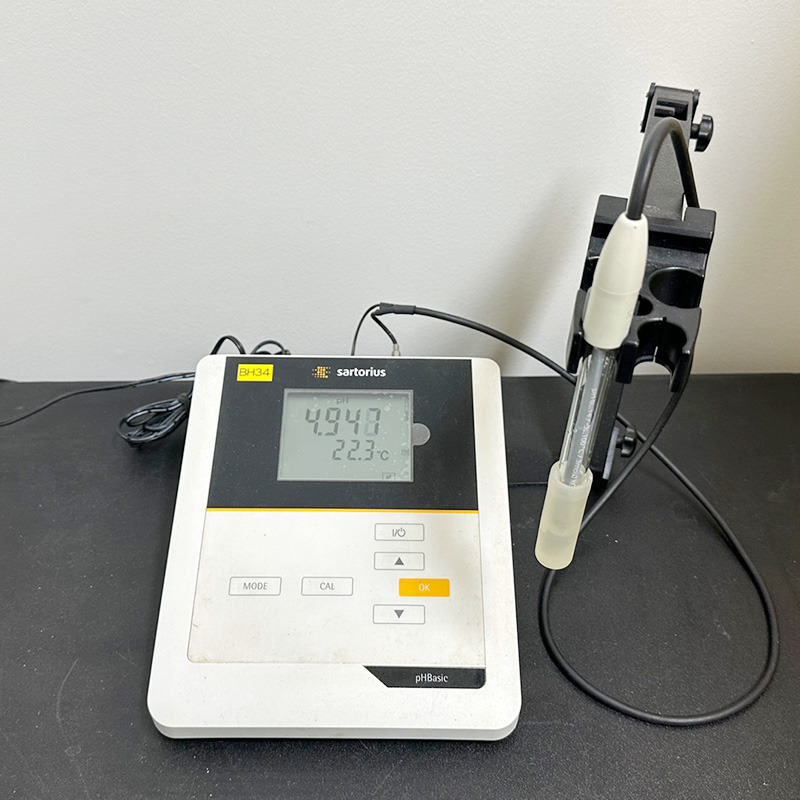 Sartorius pHBasic 탁상형 pH 미터 (BH34)