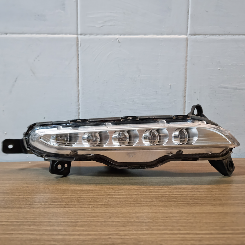 올뉴투싼 조수석 데이라이트 (DRL) 2핀 92208D3000