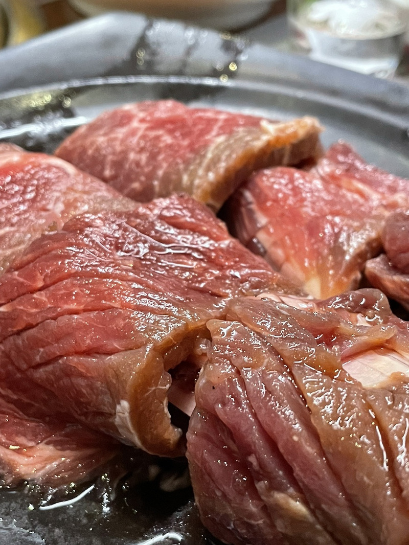 Korean-Style Barbecue in Gongdeok: Songchu Gamagol In-Eo-Ban Mapo Branch