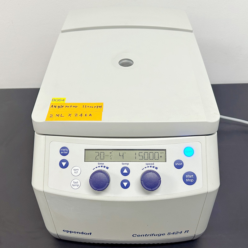 Eppendorf 5424R Centrifuge, 2mL X 24 (BG64)