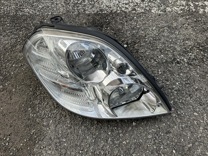 sm7 (04~08년) 중고 HID (제논) 헤드라이트 (전조등,헤드램프) 조수석 // 자동차중고부품 대한모터스