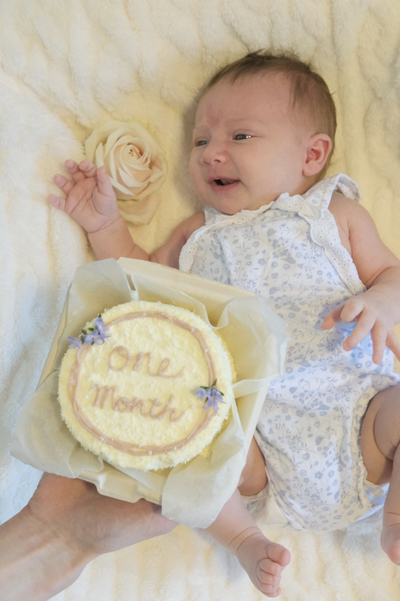 D+679) Happy one month birthday!