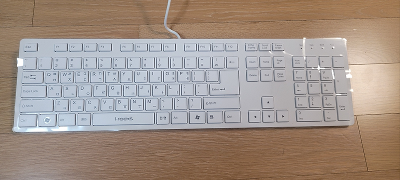 아이락스 IRK01W 유선키보드 구매!