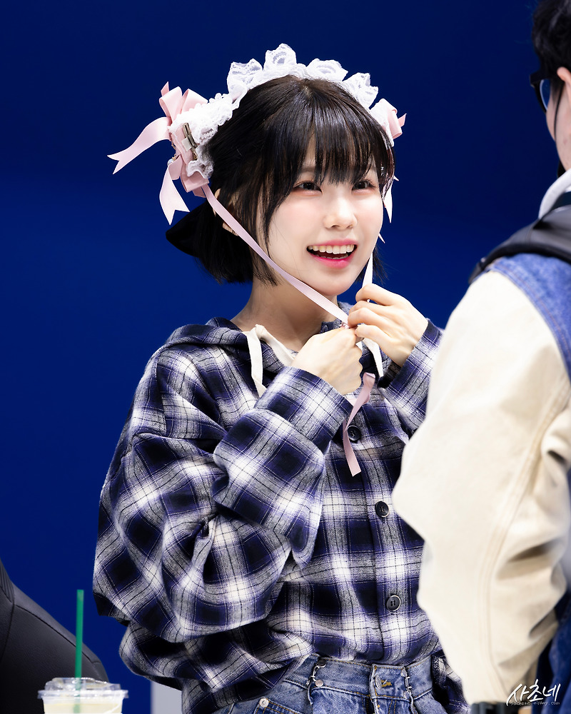 241115 지스타2024 SOOP부스 우정잉 팬사인회