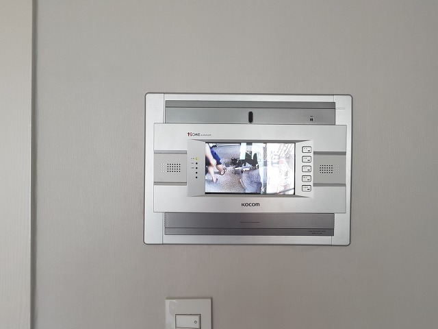 코콤비디오폰설치/인천마전동 영남탑스빌 코콤인터폰KIP-234에서 코콤비디오폰KCV-358교체설치입니다