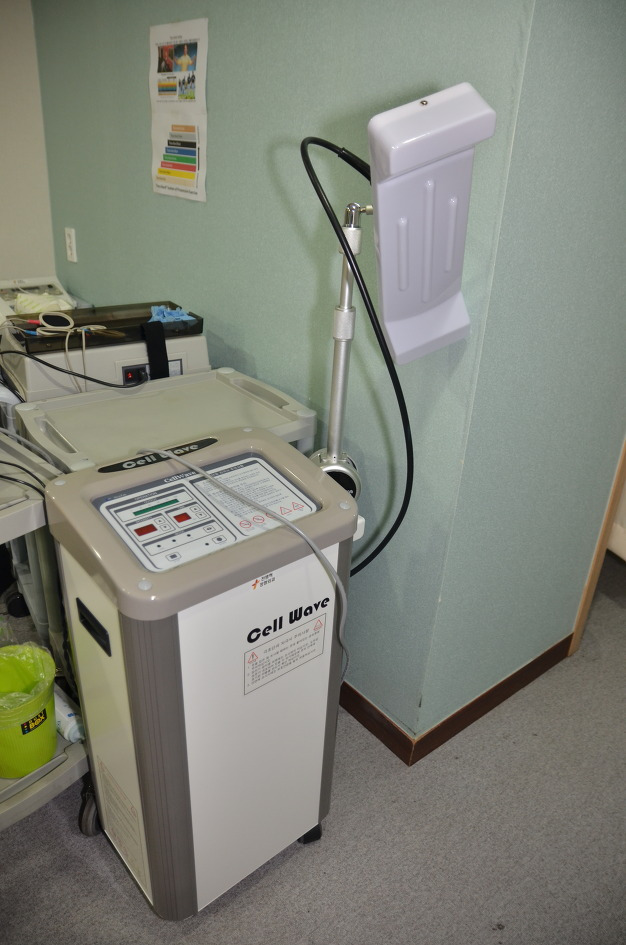 스트라텍사의 cell wave (마이크로 웨이브) 기기를 새로 도입하였읍니다