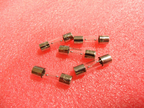 51SB-250V6.3A. Size:5X20mm. 250V 6.3A. Slow-blow fuse. (㉿ⓐ). Glass fuse ...