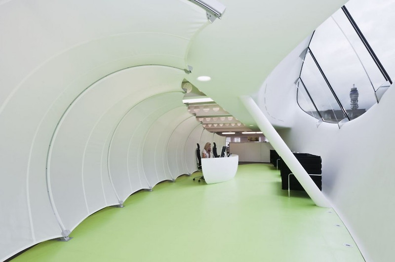 [ Essentia Designs ] Dentsu London Office Interior
