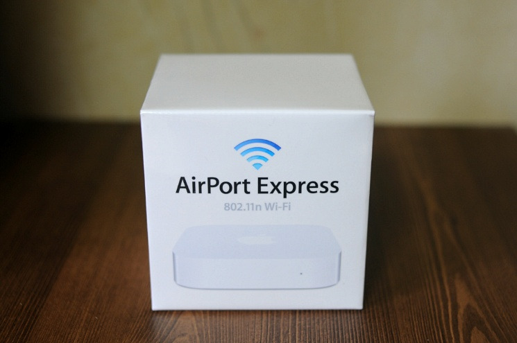 Apple Airport Express Base Station(애플 에어포트 익스프레스 베이스 스테이션)