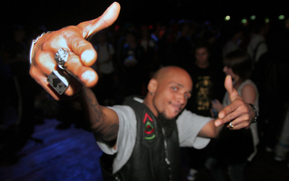 ALIEN NESS ( MIGHTY ZULU KINGZ )