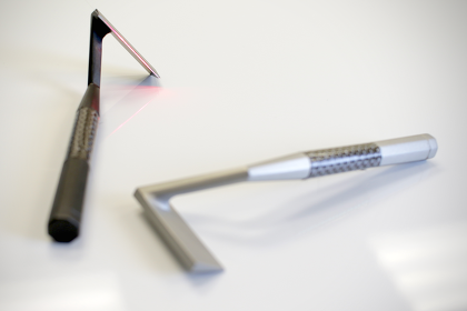 The Skarp Laser Razor: 21st Century Shaving 레이저 면도기