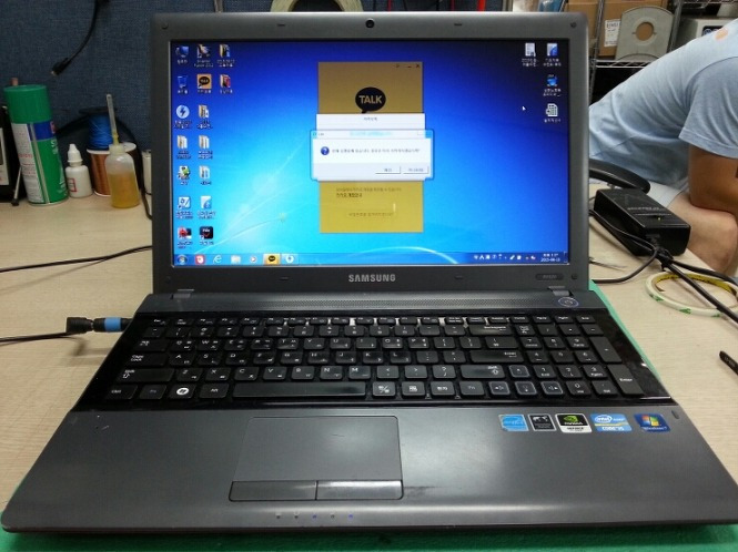 SAMSUNG,RV520,NT-RV520,LTN156AT24,액정교체