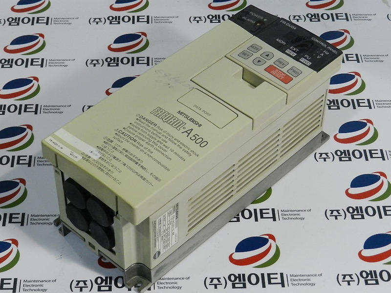 MITSUBISHI / INVERTER / FR-A520-0.4K ,-S