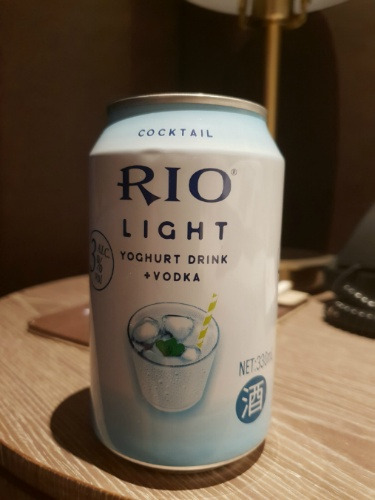 툴리우스의 술도감 :: Rio Light Yoghurt Drink + Vodka - 요거트맛이 나는 중국 편의점 칵테일