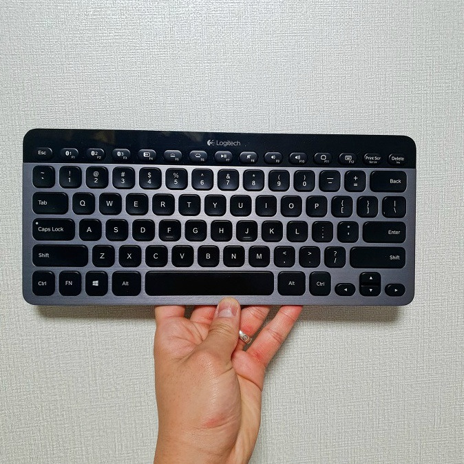 로지텍 K810 블루투스 키보드 "최고의 키감 추천" (동영상 有)