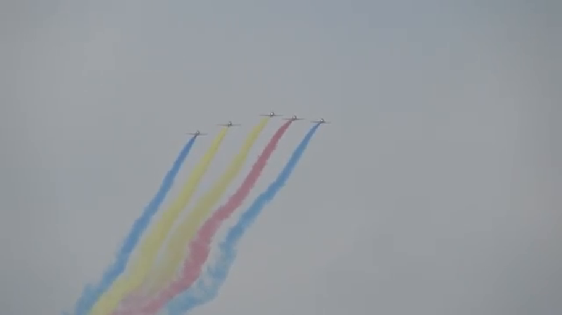 中国空军 红鹰 表演队 紅鷹 PLAAF Red Falcon Aerobatic Team Airshow China 2018 珠海航展 ...