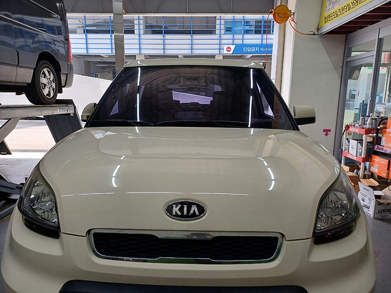 쏘울 자동차 백밀러가 접히지 않음 사이드미러 모터 기어 고장수리자동차 백미러가 접히지 않거나 접힘 후에 펴지지 않는 고장 수리사이드미러 기어 깨짐 수리빽밀러 접히지