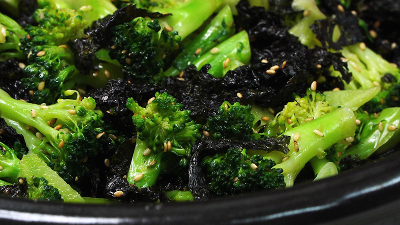 브로콜리 아직도 초장찍어드세요 브로콜리를 기가막히게 먹는 방법 브로콜리 김 무침 브로콜리요리