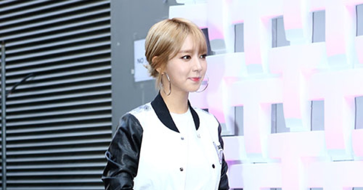 [포토] AOA 초아 '명동시선 싹쓸이한 미모'