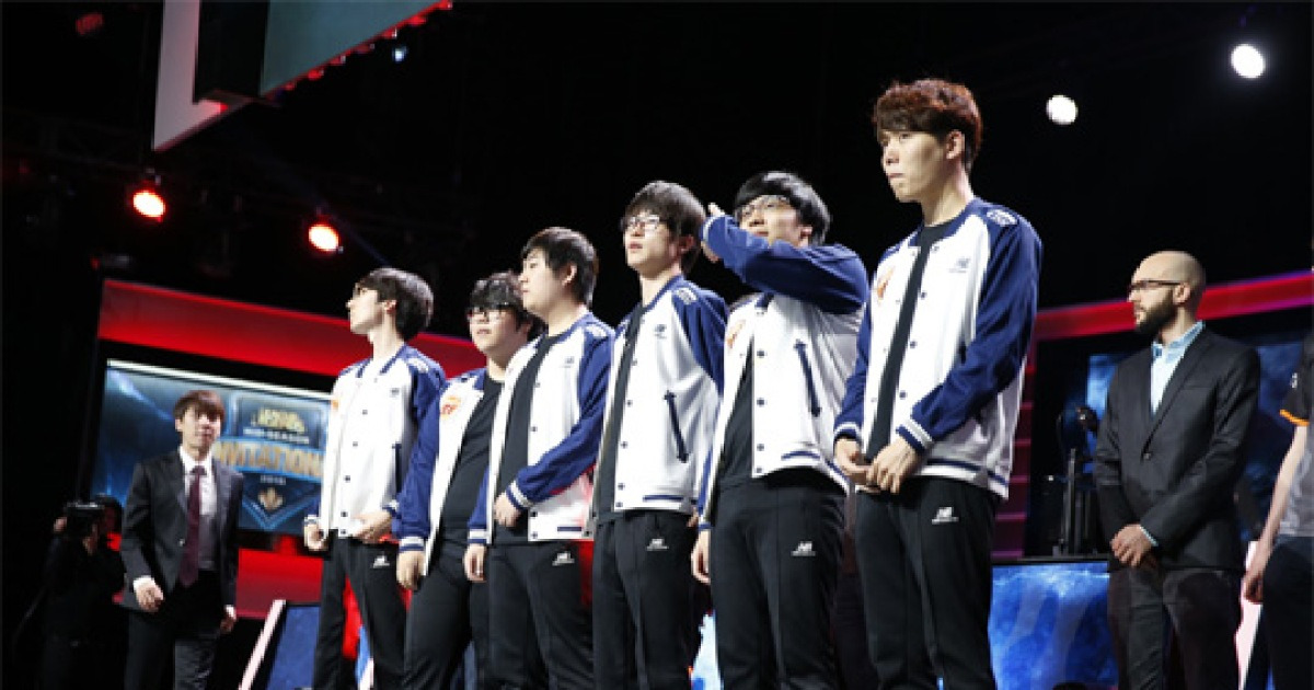 [MSI]SK텔레콤, EDG 항복 받아내고 한중 대결서 웃었다