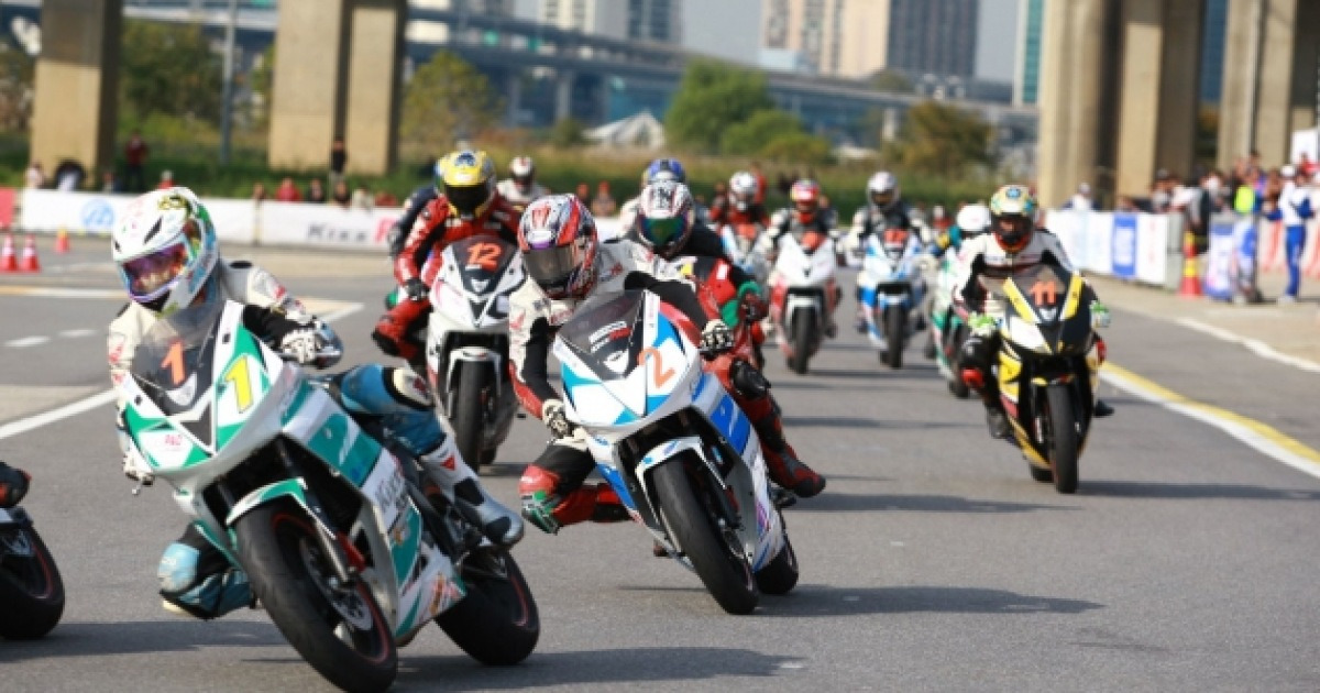 '2015 KSRC' 제1전 전세계 실시간 생중계 된다. 6월7일(일요일), 잠실스피드트랙