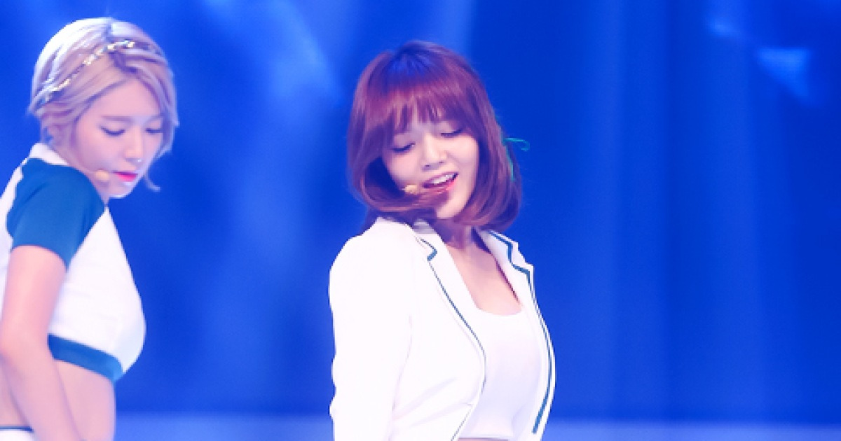 [bnt포토] AOA 지민 '짧은 치마 입고 단발머리하고'