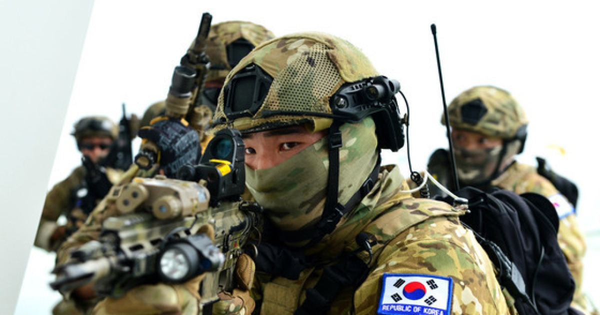 '불가능은 없다' 해군 UDT 창설 60주년..기념행사 다채